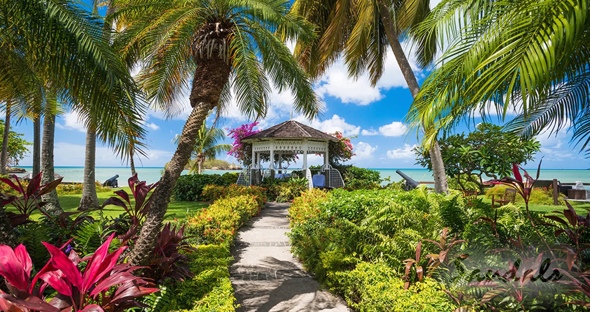 The Best Caribbean Islands in June & What To Pack for A Seamless Getaway